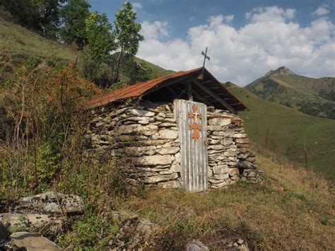 ლუთხუბის სალოცავი ადგილის დედა