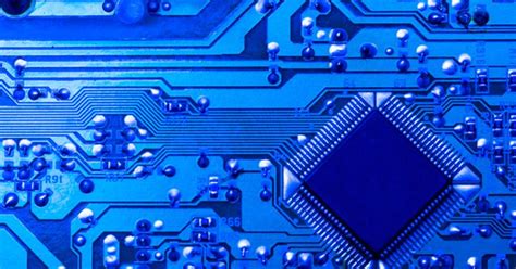 Aladdin Alhaffar On Linkedin New Electronics First Shipments Of Reprogrammable Photonic