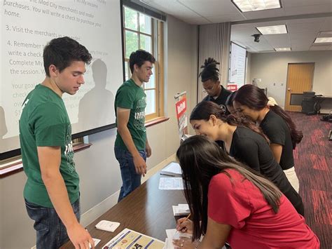 Fnbo On Linkedin Earlier This Month A Group Of Fnbo Employees