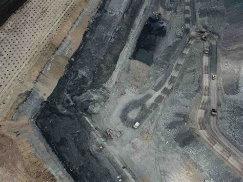 A Review On Blasting Methods In Mining And Quarrying Grt