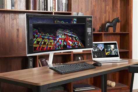 Samsung Unveiled 34 Thunderbolt 3 Curved Monitor At IFA 2018