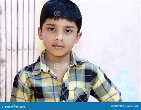 Индийский мальчик стоковое фото изображение насчитывающей портрет 31827232