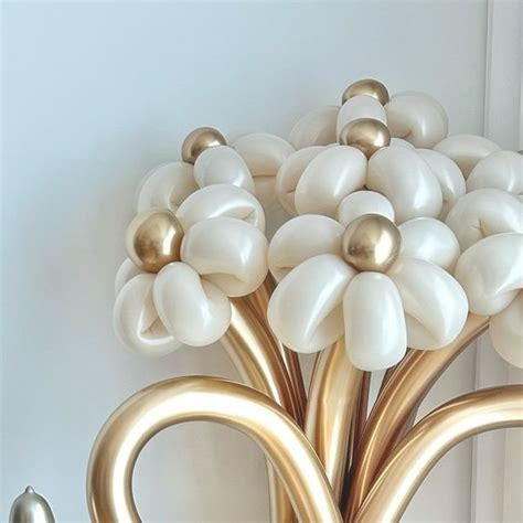 똥그리벌룬 부산풍선 클레이벌룬 백일풍선 돌풍선 생일풍선 환갑풍선 칠순풍선 팔순풍선 용돈풍선 이벤트풍선 풍선꽃다발 On Instagram 골드와 베이지 크 이 고급짐