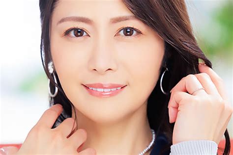 高城さゆり 動画射精ほやほやチ ポを 分間絶対咥えて離さないご奉仕ミセス 高城さゆり 歳 AVデビュー 無料AV動画
