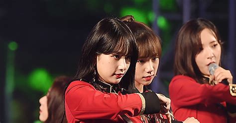 포토엔hd 우주소녀 설아 여름 카리스마 눈빛 대결~