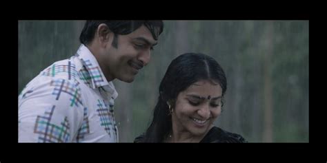 Ennu Ninte Moideen Sc Cute Love Couple Bollywood Pictures Kerala