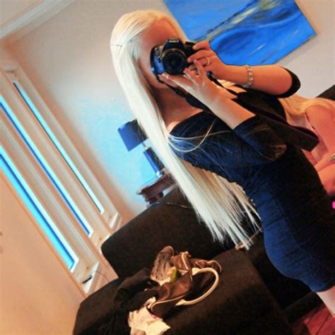 Platinum Blonde Beautiful Blonde Hair Barbie Hair Beautiful Hair Color