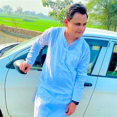 Guru Chaudhary (@guru_chaudhary) • Threads, Say more