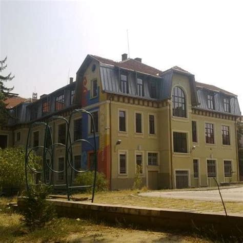 Седмокласник преби жестоко ученик от 5 клас в столичното 38 о училище