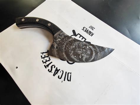 Curved Blade Knives Style And Functionality
