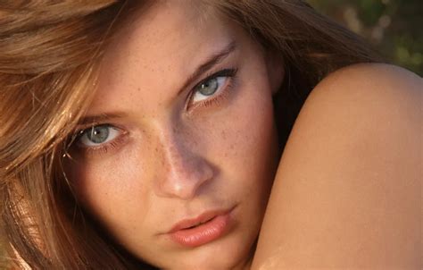 Wallpaper Sexy Blue Eyes Lips Look Blonde For Mobile And Desktop Section