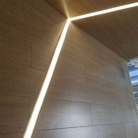 네온 조명 인테리어