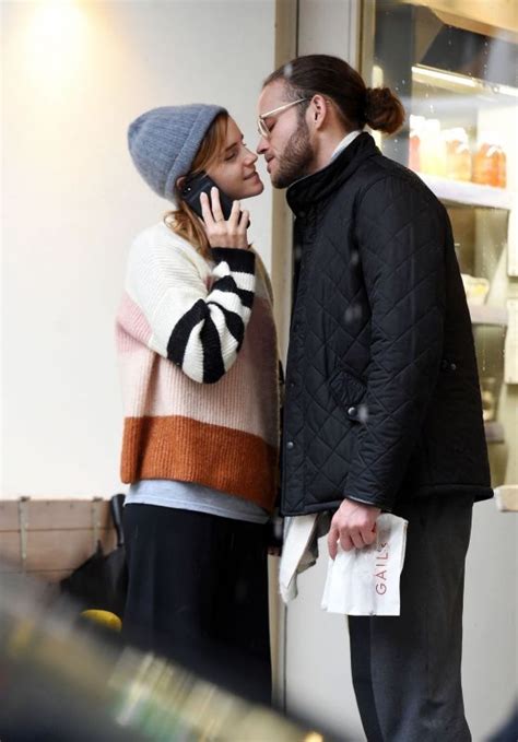 Emma Watson Kissing Her Boyfriend Leo Robinton 04242020 • Celebmafia
