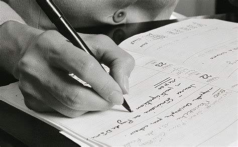 Buunyscholar学术降重，ai技术如何助力论文降重 Aigc工具导航