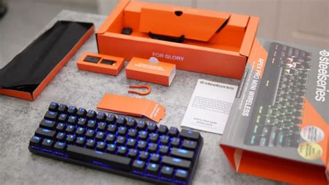 Review SteelSeries Apex Pro Mini Wireless Mechanical Gaming Keyboard