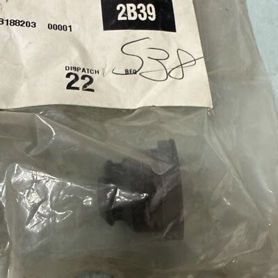 Gm Oem 96 02 Deville Wiper Washer Components Washer Pump Grommet