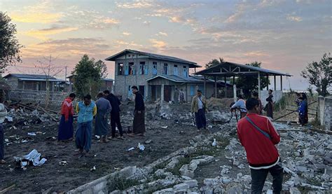 Dvb ပင်လောင်းမြို့နယ်၊ နန်းတုတ်ရွာကို လေယာဉ်ဖြင့်ဗုံးကြဲသဖြင့