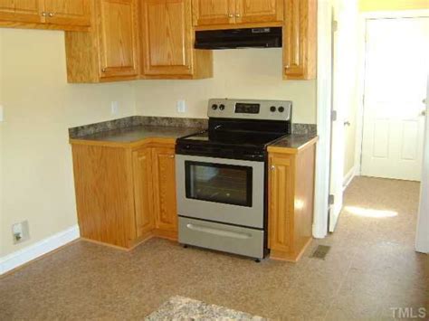 182 Irene Roberts Rd Lillington Nc 27546 ®
