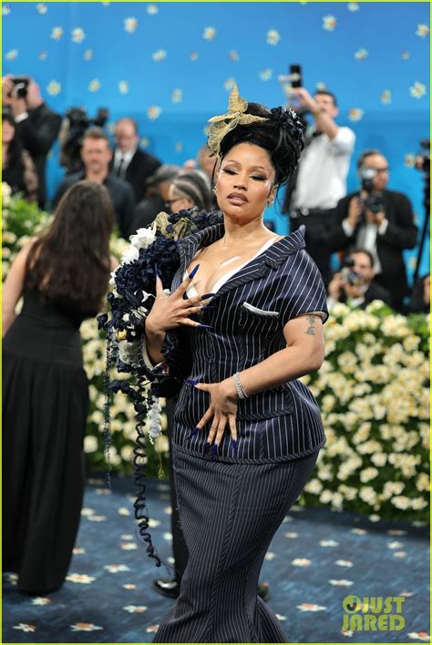 Nicki Minaj Is A Beauty In Thom Browne At Met Gala 2025 Photo 5153899