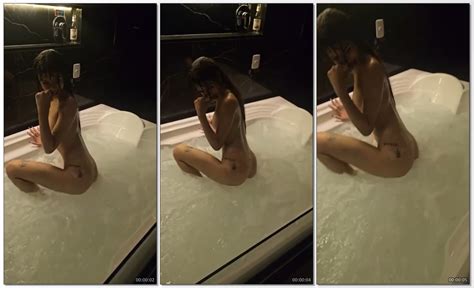 Magrela Vagabunda Rebolando Pelada Na Hidromassagem Cnn Amador