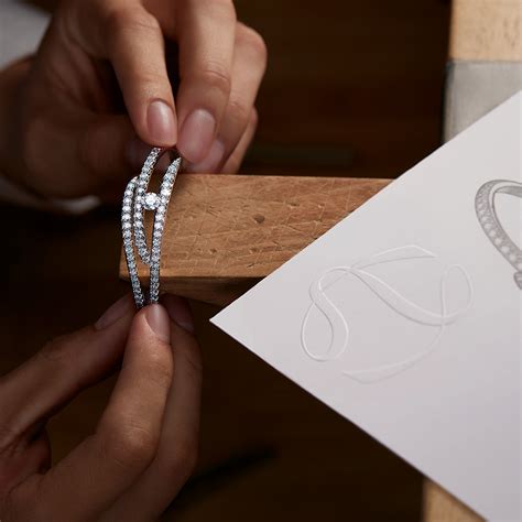Hearts On Fire Modern Diamond Jewelry