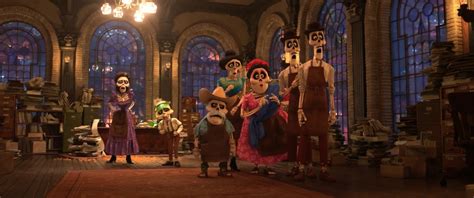 Pixars Coco Songs Come From Frozen Songwriters New Clips Debuted D23