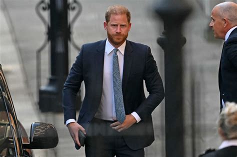 Prince Harry Rushed Out of Courtroom by Bodyguards After Outburst - PopCulture.com