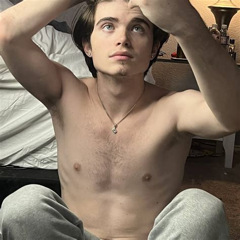 Noah Foxx Foxx Noah • Instagram Photos And Videos