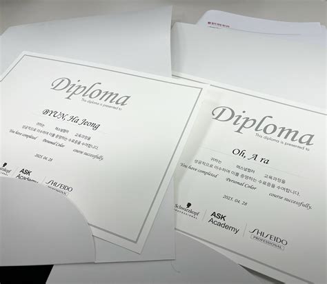 히피펌 레이어드펌 퍼스널컬러 헤어컨설팅 성수동미용실 뷰티포스마일 여쿨러 취향 저격해버리는 🔫 뽀용뽀용 투명한 아쿠아베이지 컬러🫶🏻 퍼스널컬러 진단 후 나에게 꼭