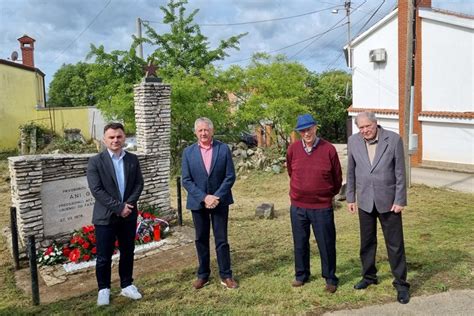 U Radmanima obilježena 80. godišnjica pogibije Ane Guštin - Glas Istre