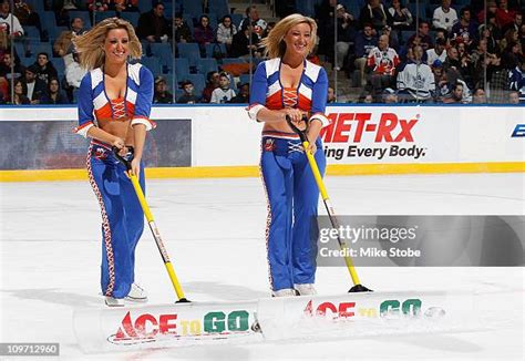 38 Islander Ice Girls Photos And High Res Pictures Getty Images