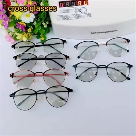 แว่นตาคุณภาพ Cross Glasses Home