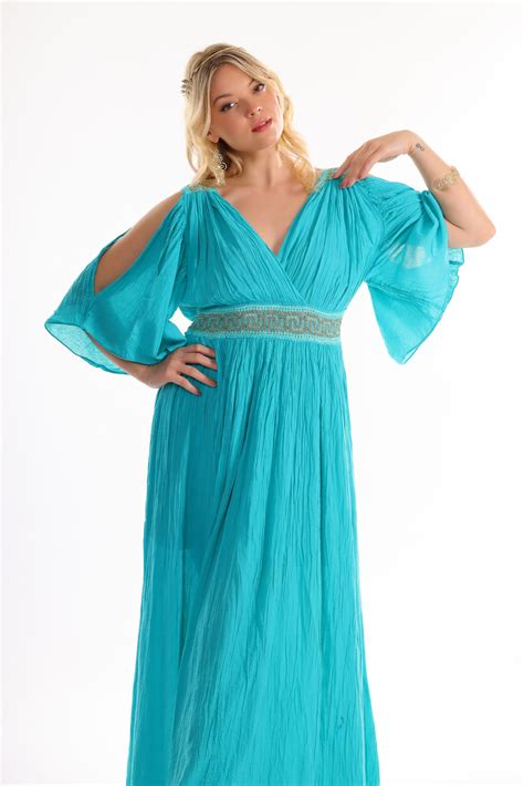 Nefeli L Grimanis Fashion