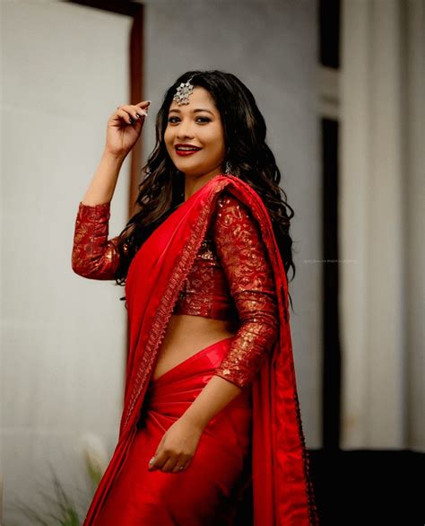 Neema Mathew Nannuzzz R Mallubabes