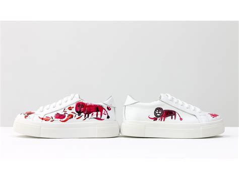 Жіночі кеди на високій підошві білого кольору купити в Україні недорого