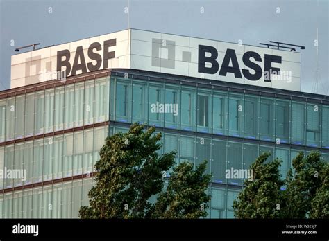 Basf Logo