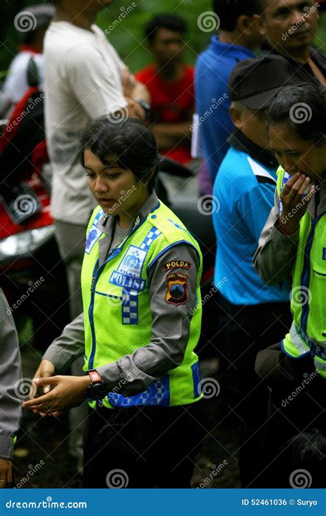 Police Editorial Photo Image Of Product Girl Java 52461036
