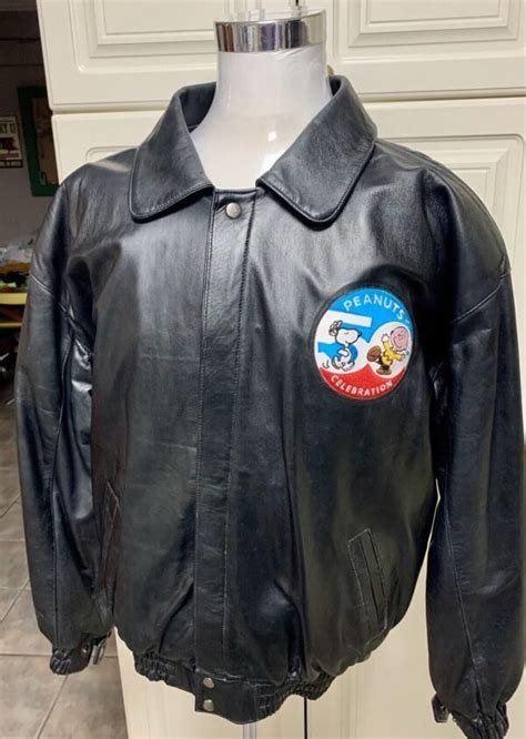 Rare Peanuts Snoopy American Toons Jacket