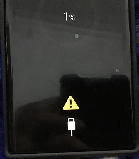 What does this yellow triangle mean? : r/galaxynote10