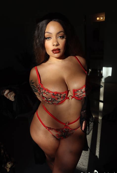 Shes A Freaky Girl Shesfreaky