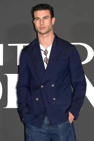 Mattia Narducci Bei Der Premiere Der Amazon Prime Video