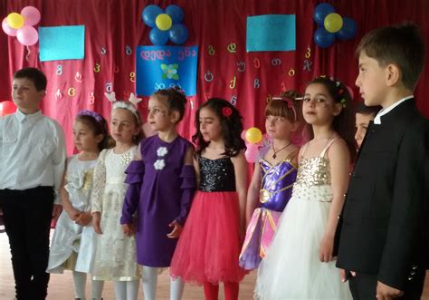 დაბა ნარუჯის საჯარო სკოლის პირველკლასელებმა „ლაზარე“ დადგეს ეტალონი