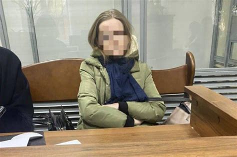 У Києві затримали співробітницю гімназії яка підтримувала рф Chas News