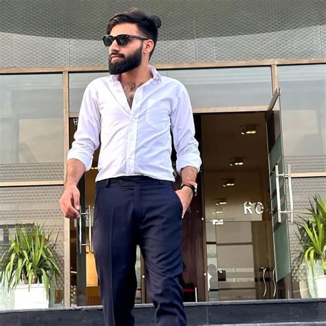 Perfectionist 🍁 Harisahmadkhan • Threads Say More