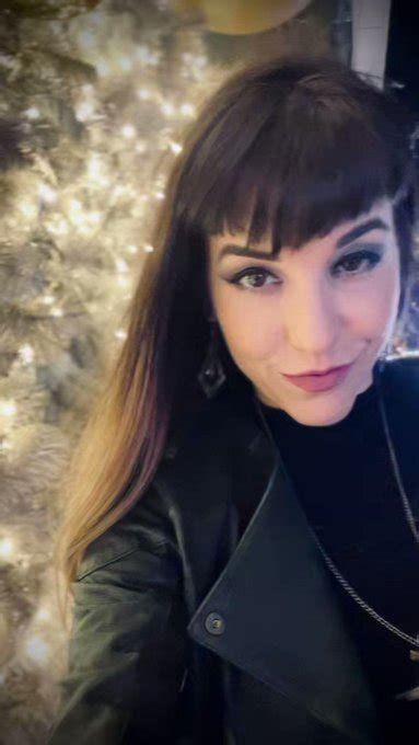 Tw Pornstars Dallas Domina Athena Fatale Fotos Y Vídeos De Twitter