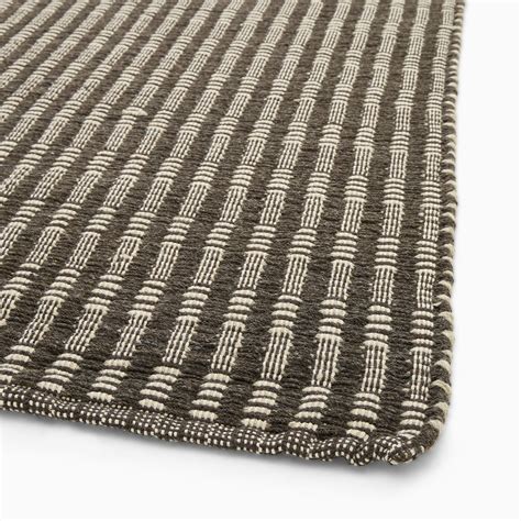 West Elm Cooper Flatweave Wool Rug 25x7 Aptdeco