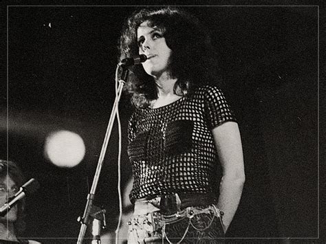 The Conflicting Musician Grace Slick Dismissed As A Clown
