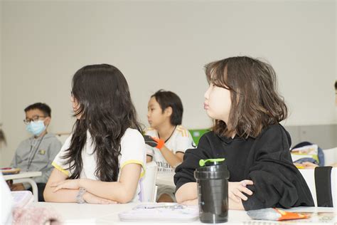 Эцэг эхчүүдийн зөвлөгөө Дунд сургуульд орж буй хүүхэддээ хэрхэн туслах вэ