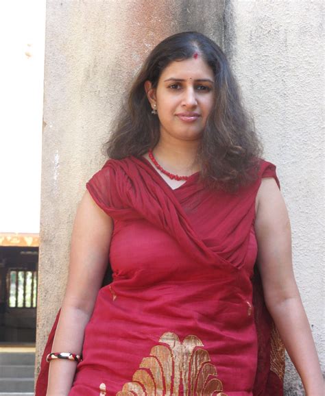 Pure Telugu Pretty Indian Aunty