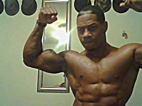 SLABS OF LEAN DARK MUSCLE ThisVid Com